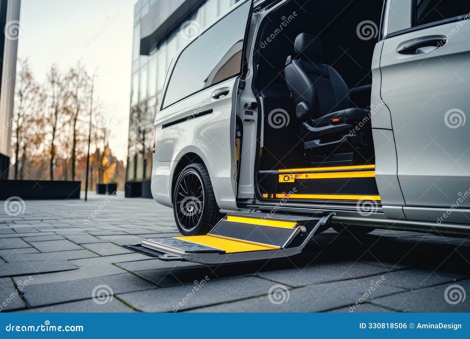 This Minivan is Specifically Designed To Be Wheelchair Accessible ...