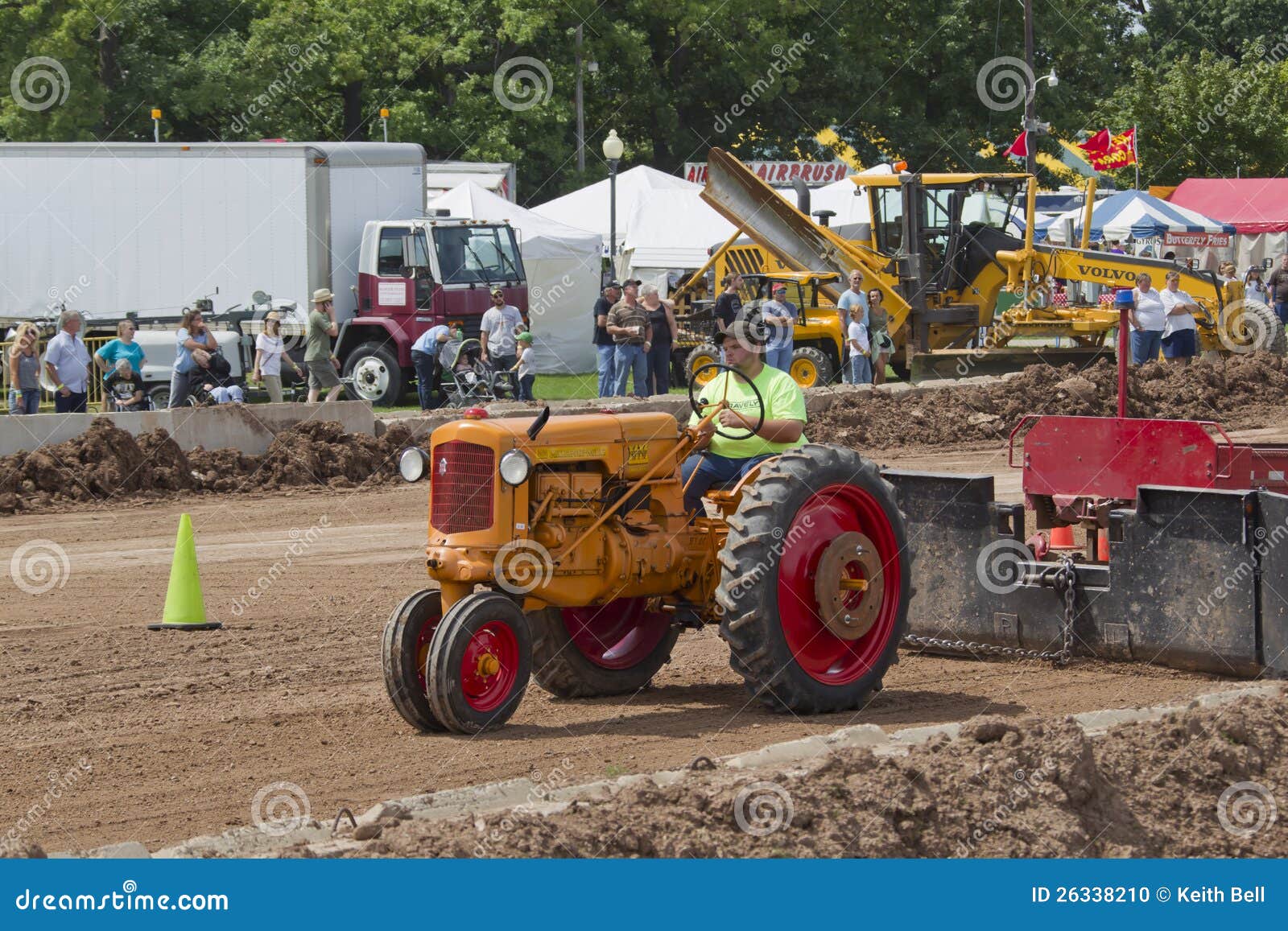 Minneapolis Orange & Red Tractor Pulling Editorial Image - Image of ...