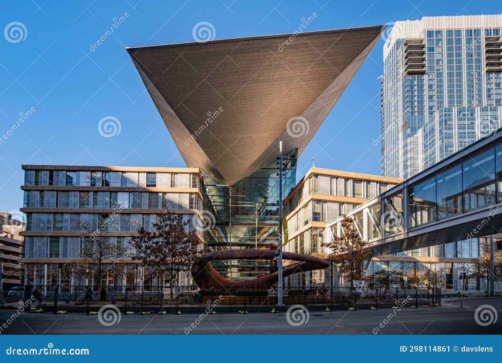 Minneapolis Public Library stock image. Image of midwest - 298114861