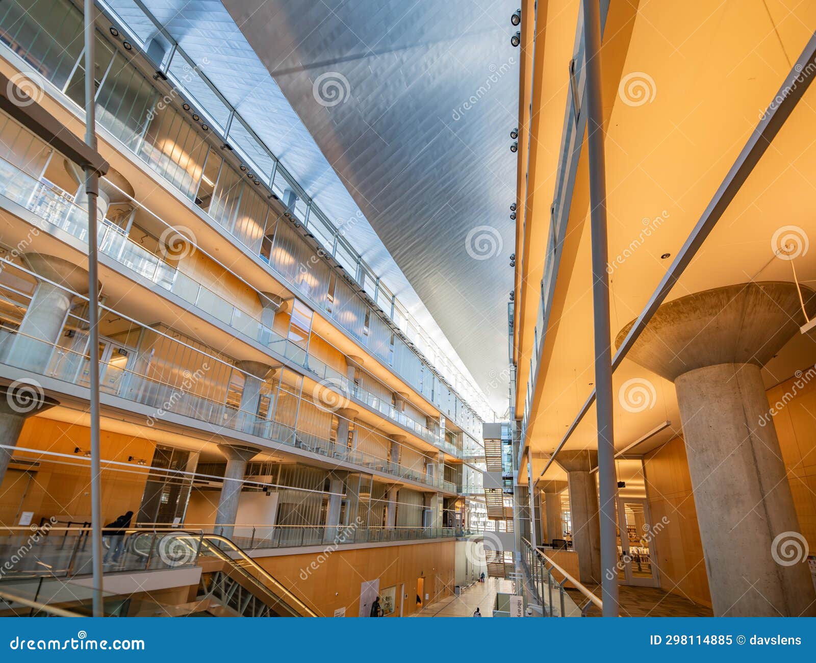 Minneapolis Public Library stock image. Image of minnesota - 298114885