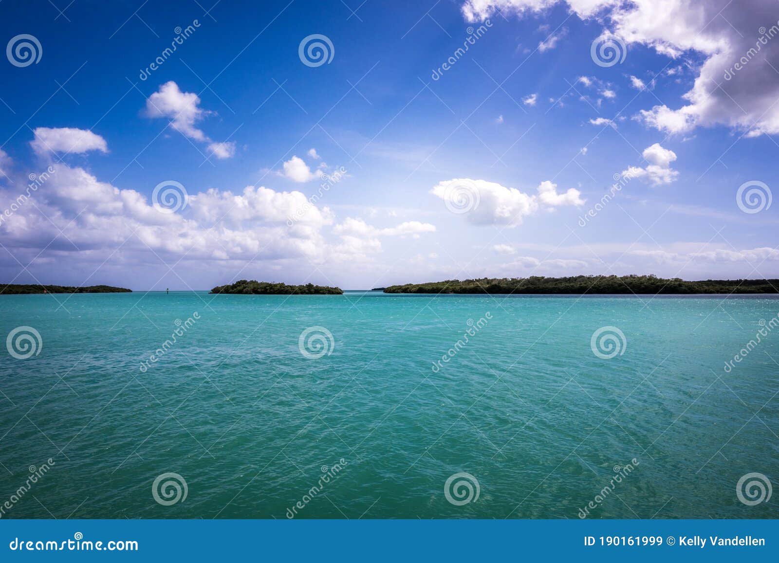 Minor Keys in the Northern Florida Keys Stock Image - Image of wave ...