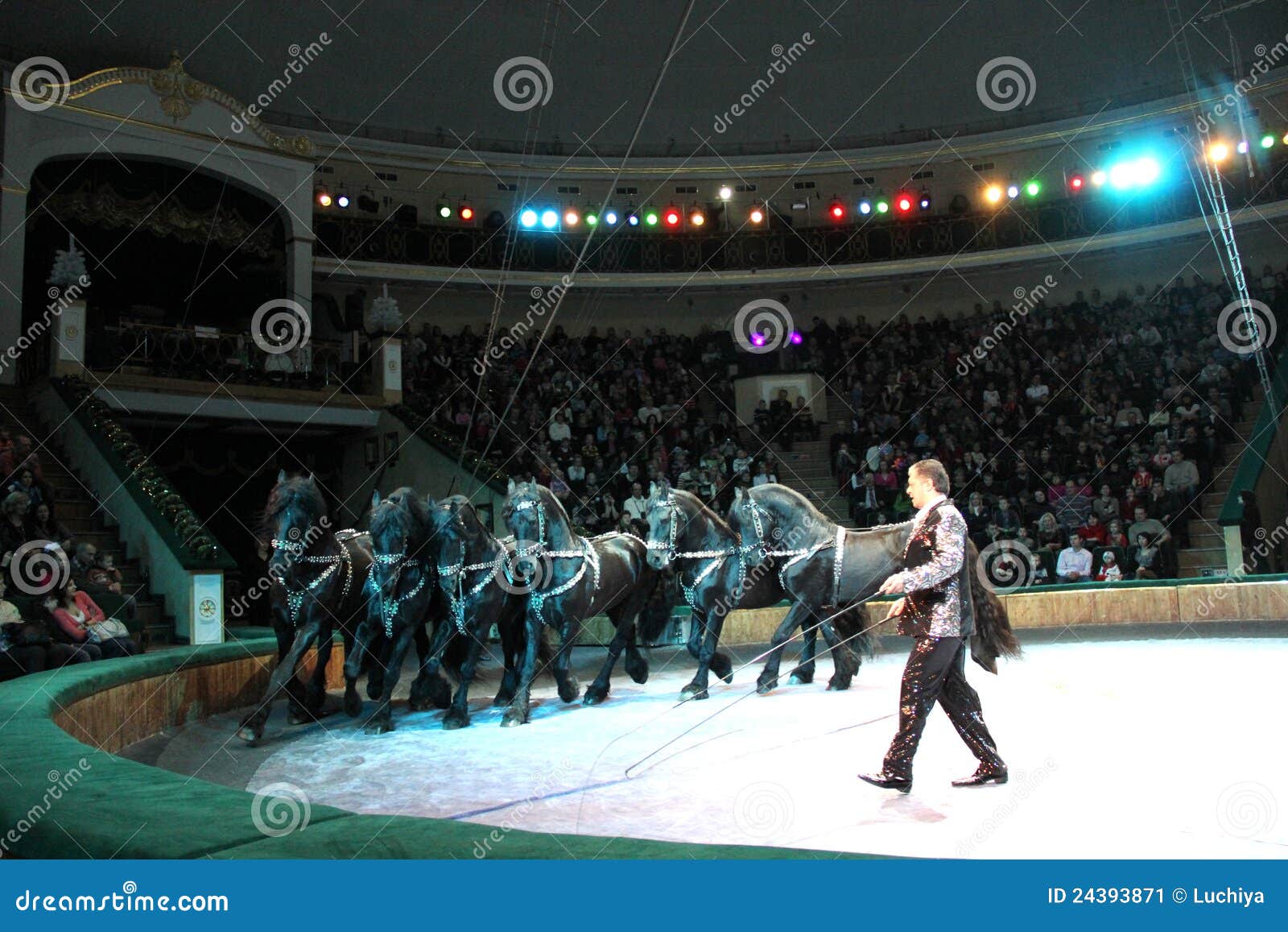 MINSK, BELARUS, BELORUSSIAN STATE CIRCUS, CIRCUS P Editorial Photo ...