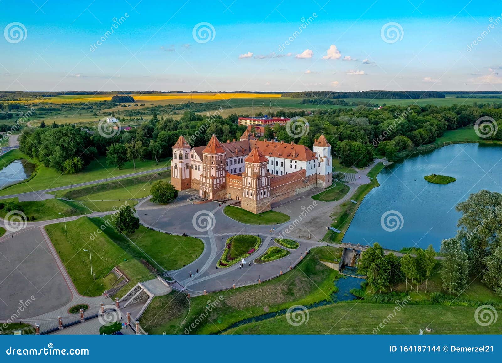 Mir Castle Complex - Belarus Stock Photo - Image of fortress, site ...