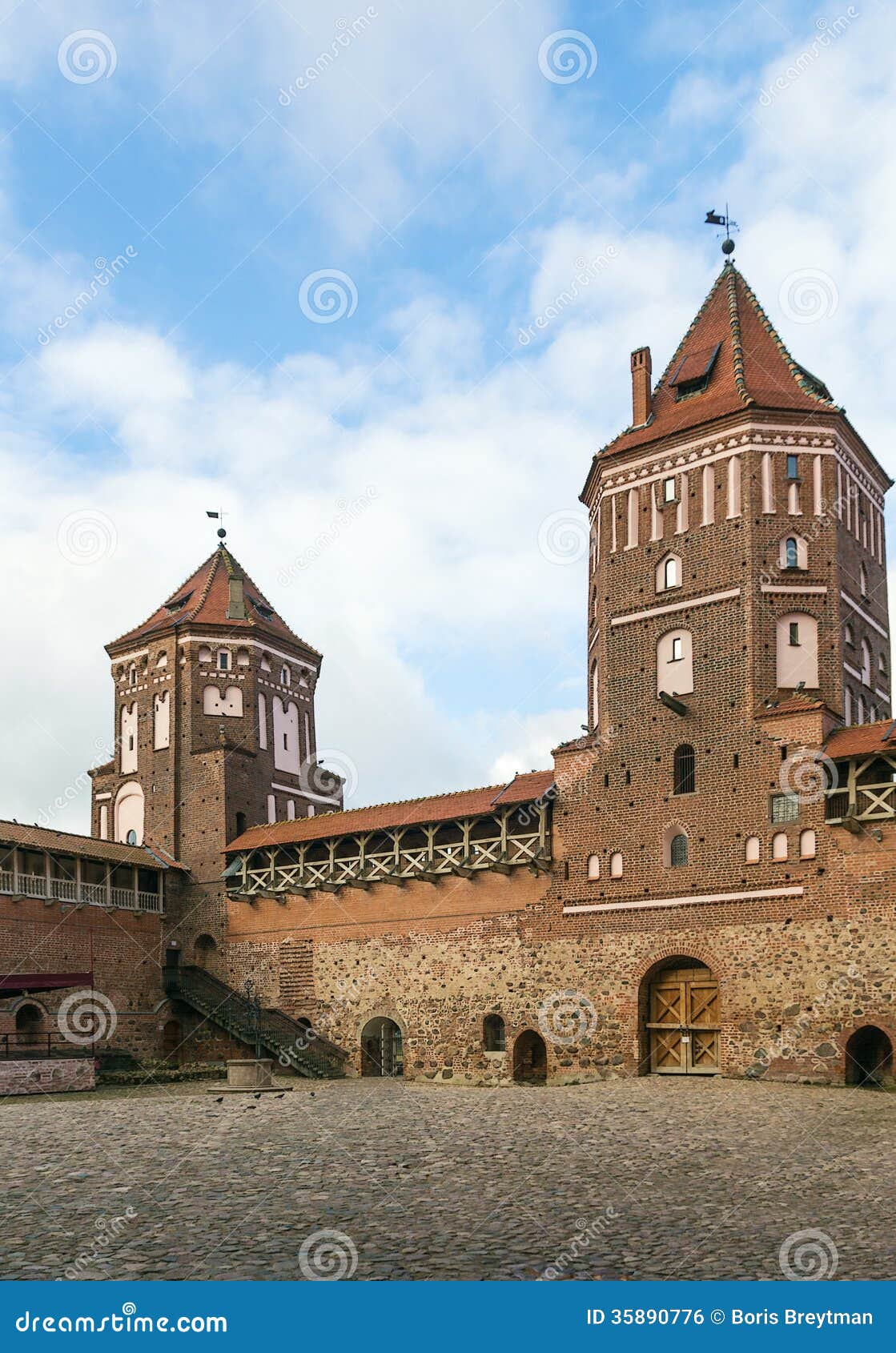 Mir Castle Complex, Belarus Stock Photo - Image of landmark, stone ...