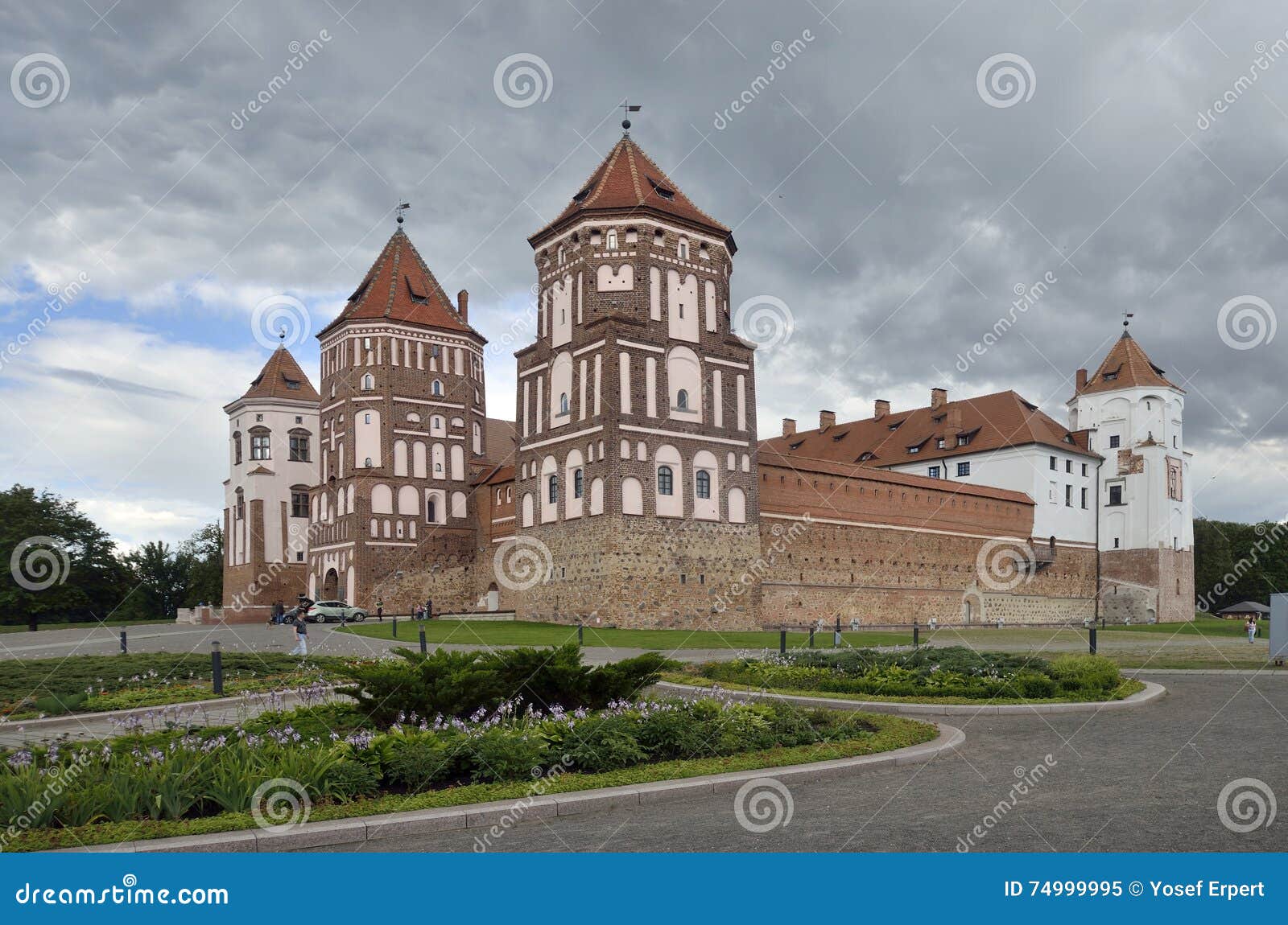 The Mir Castle editorial image. Image of history, palace - 74999995