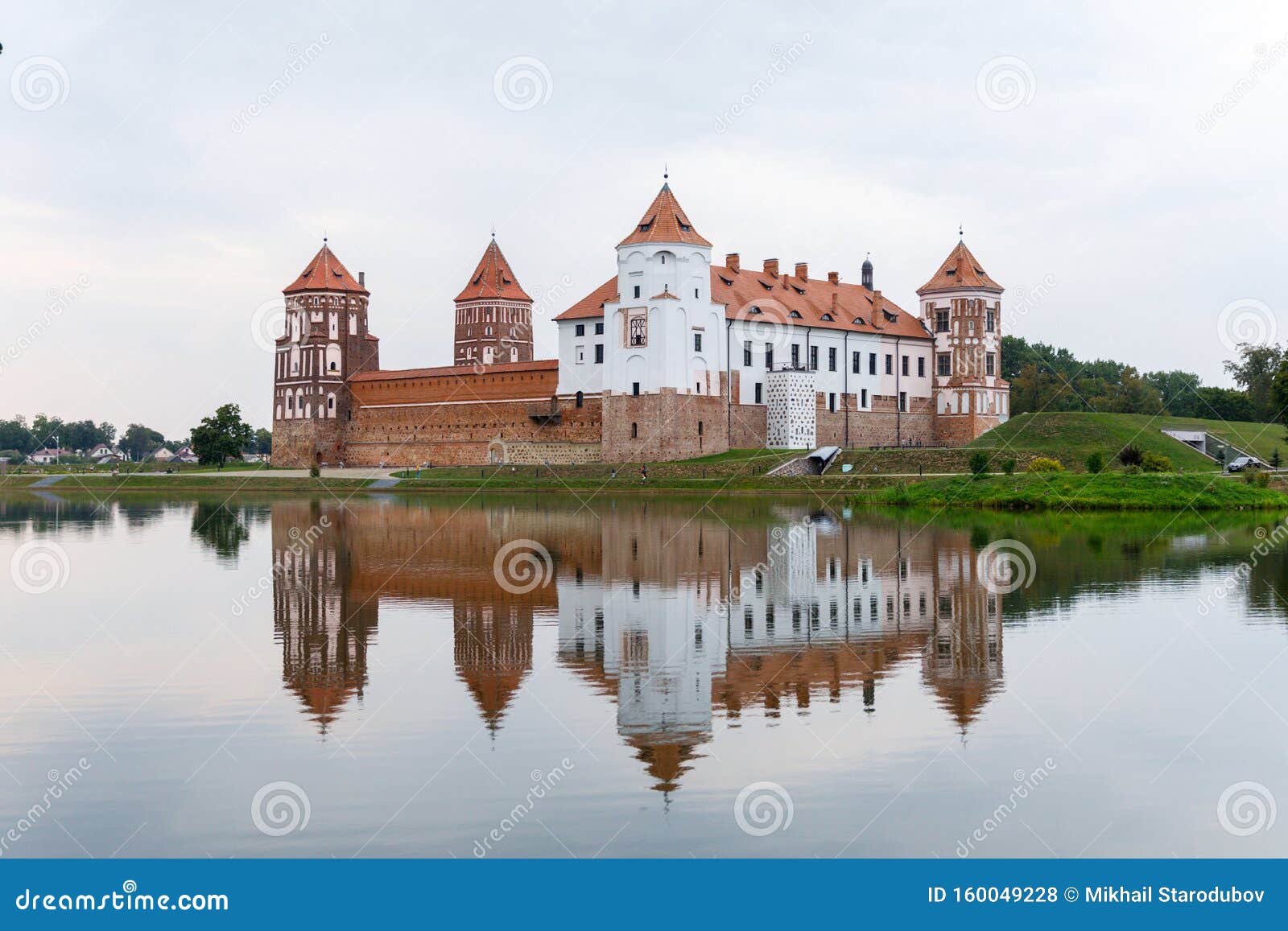 Mir Castle and Its Reflection in the Lake in Summer Stock Photo - Image ...