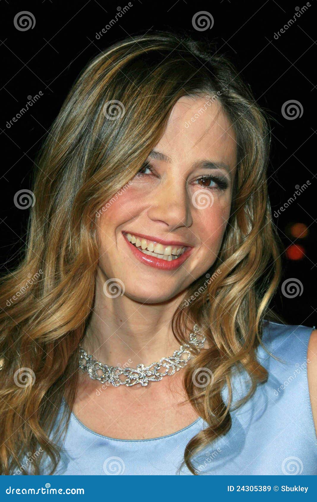 Mira Sorvino's Instagram, Twitter & Facebook on IDCrawl