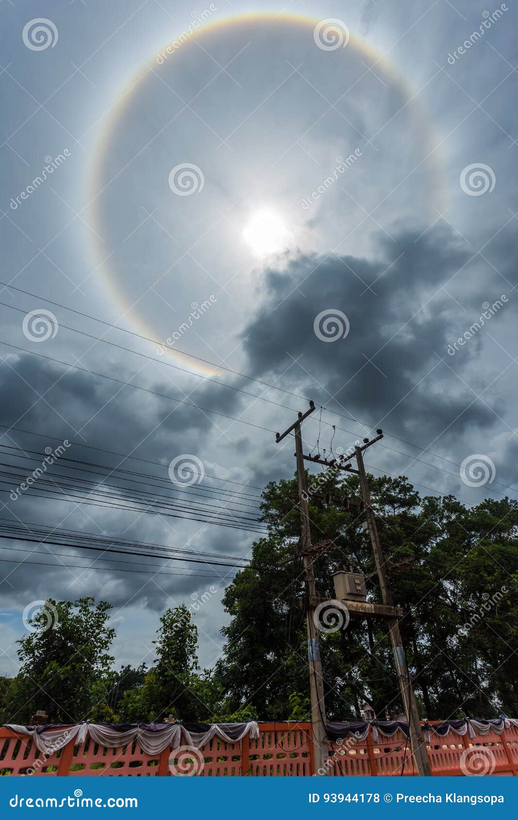 Miracle Circle Circles Around the Sun in the Afternoon in Thailand ...