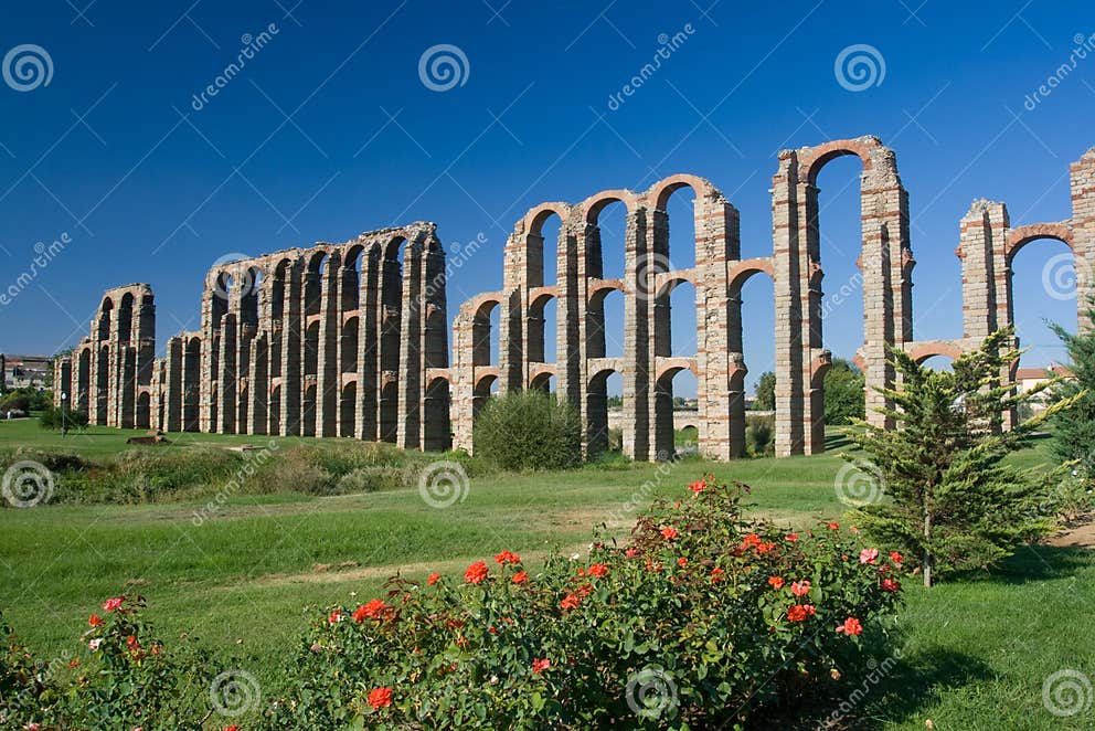 The Miracle S Aqueduct of Merida Stock Photo - Image of blue, stone ...