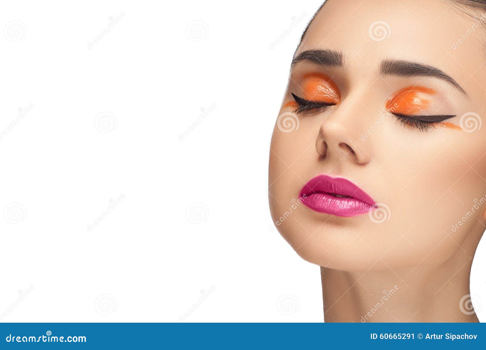Mirada De La Alta Moda Retrato De La Mujer De La Belleza Del Primer
