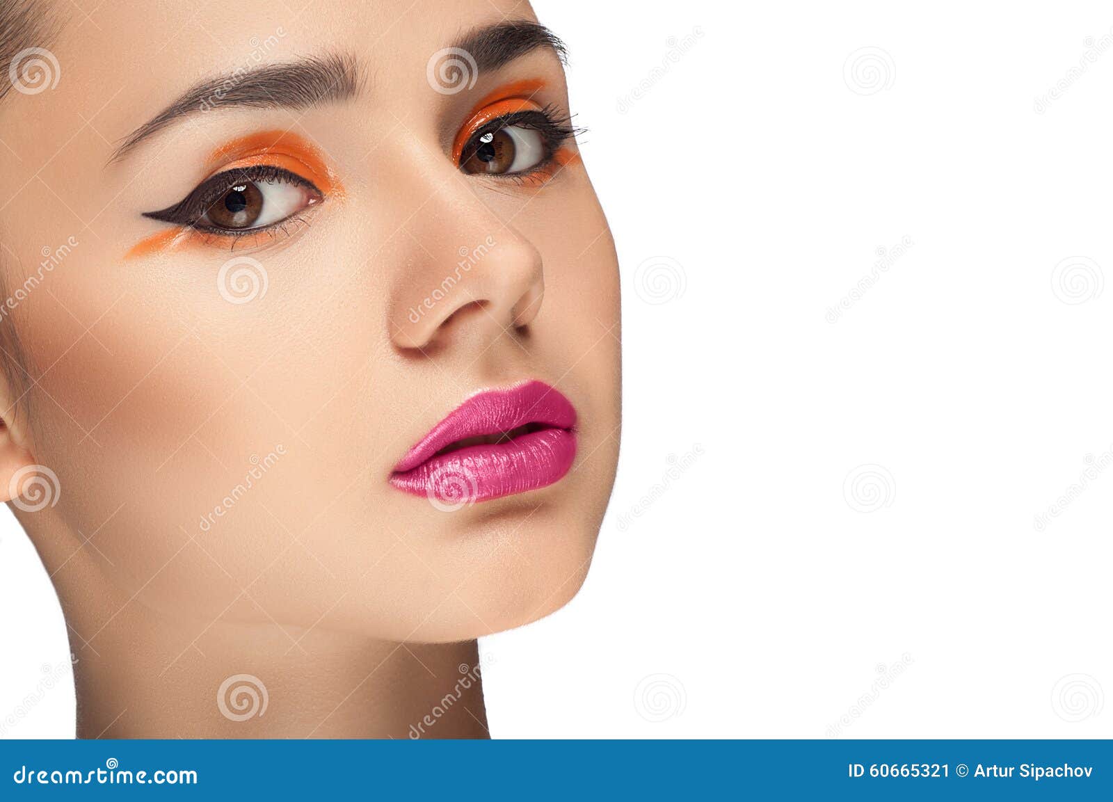 Mirada De La Alta Moda Retrato De La Mujer De La Belleza Del Primer