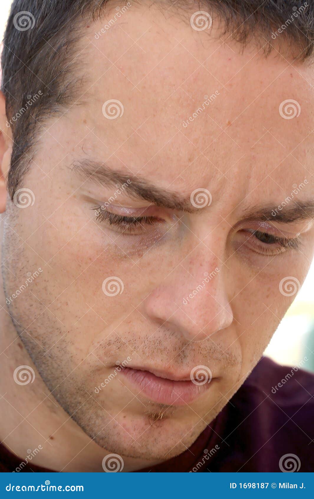 Mirada triste imagen de archivo. Imagen de hombre, pensamiento - 1698187