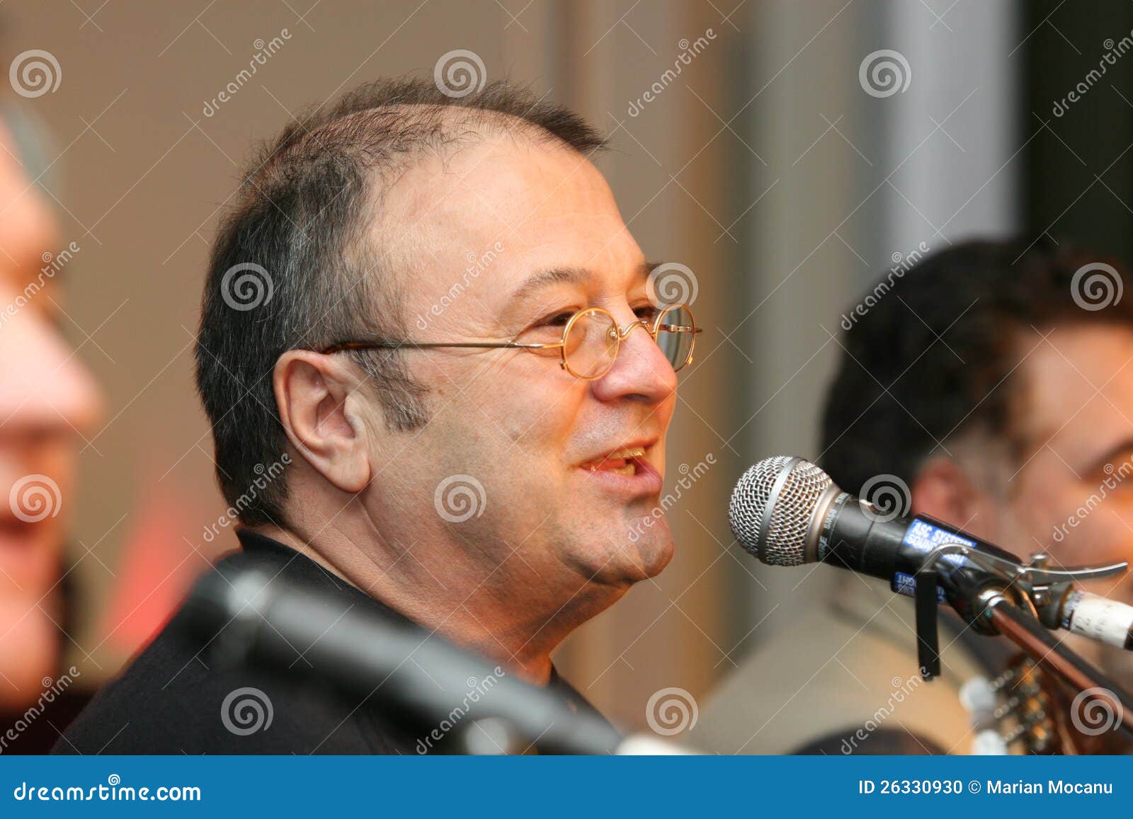 Mircea Baniciu imagem editorial. Imagem de partido, poeta - 26330930