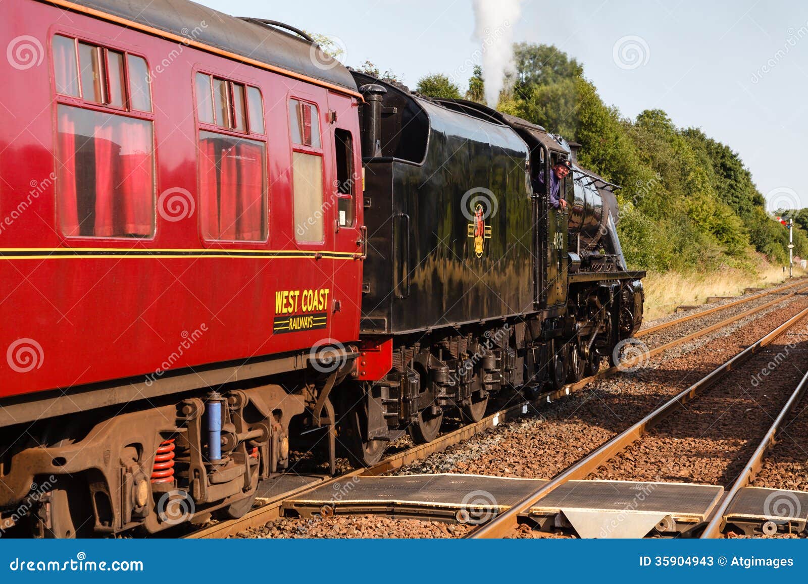 ¡Mire donde usted va! foto de archivo editorial. Imagen de liquidar ...