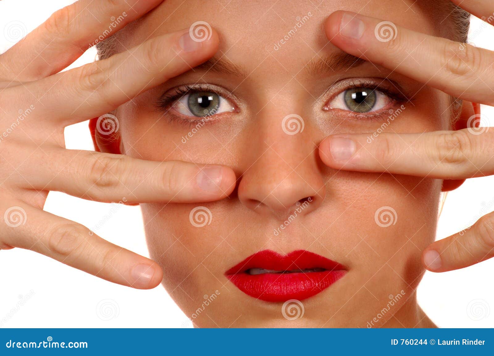 Mire A Escondidas Un Abucheo Imagen. Imagen: 760244