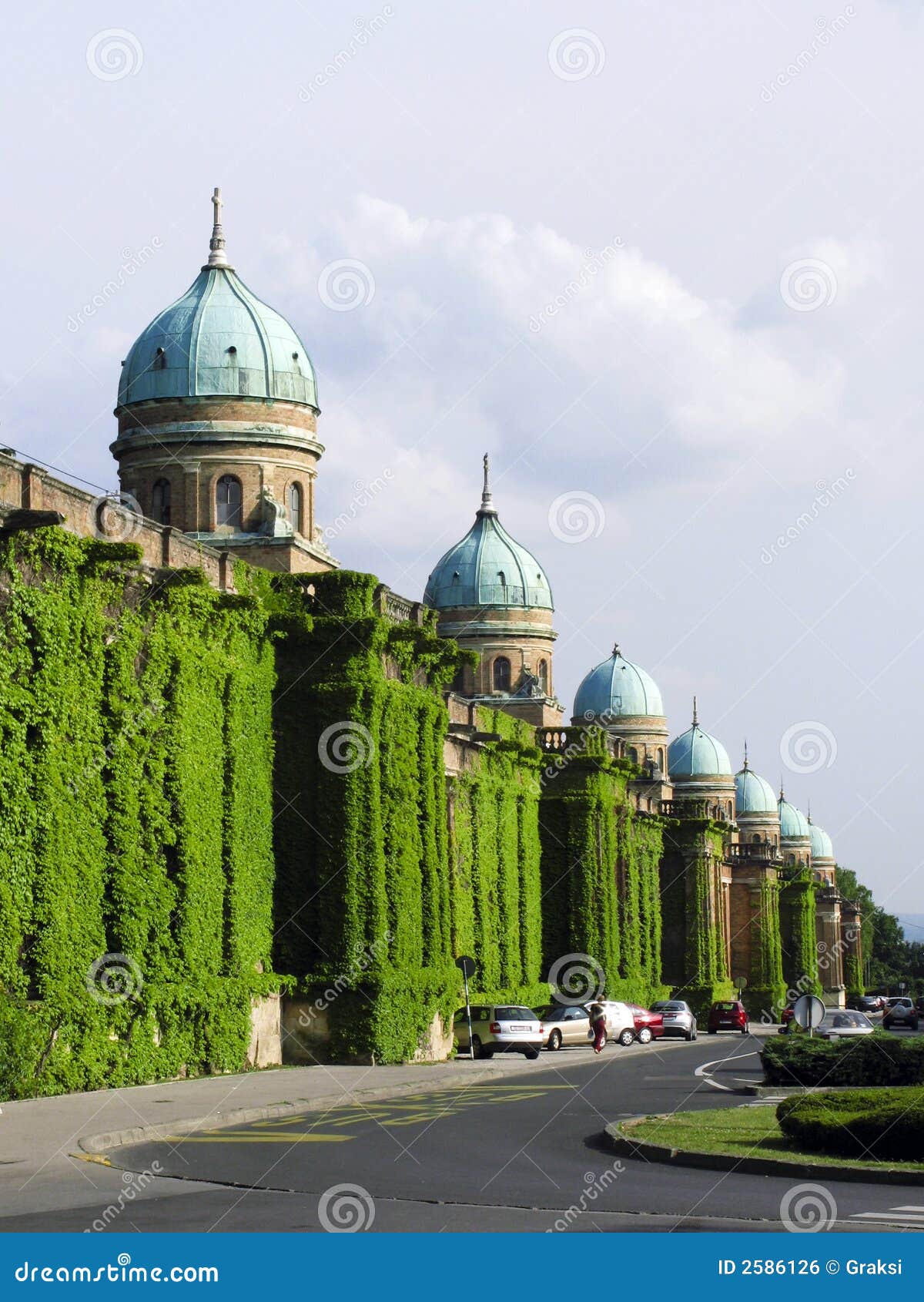 Mirogoj Zagreb stock photo. Image of graveyard, croatia - 2586126