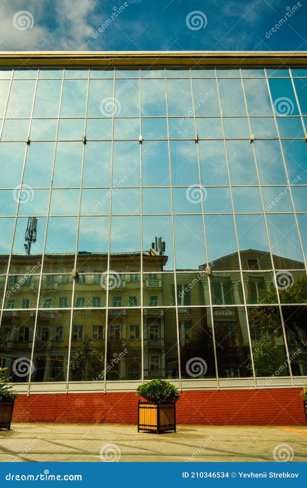 Mirror Building with a Reflection of the Sky in it Stock Photo - Image ...