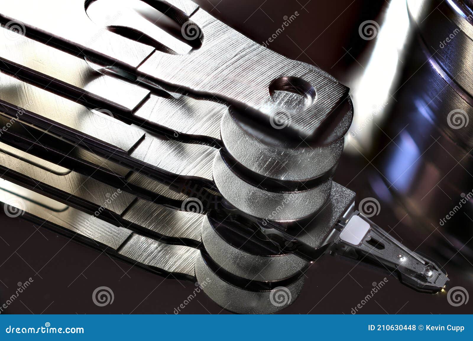 Mirror Finish Spindle, Platter and Actuator Stock Photo - Image of data ... Mirror Finish Spindle, Platter and Actuator Stock Photo - Image of data ...