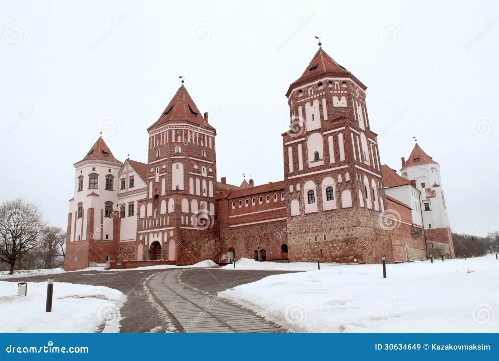Mirsky Castle Complex stock image. Image of century, built - 30634649