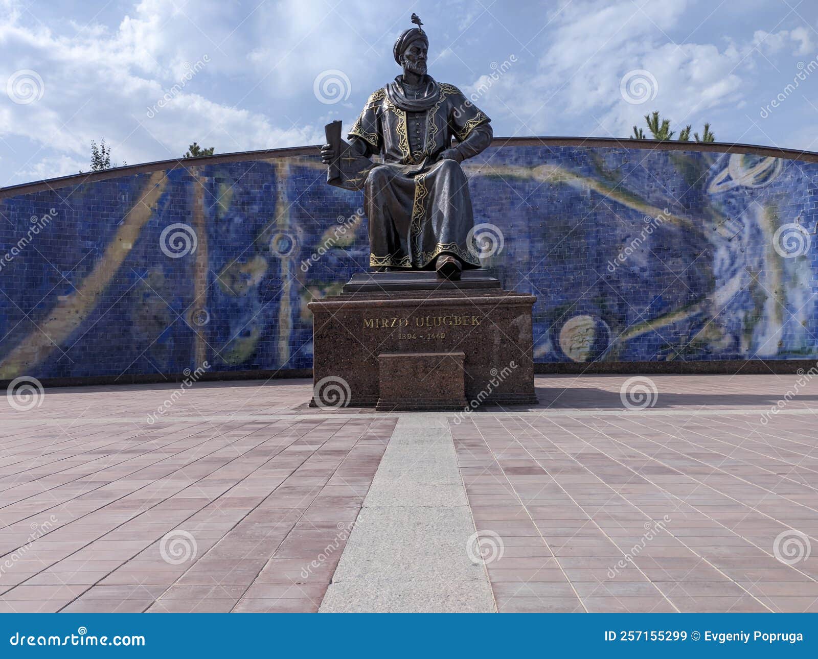 Mirzo Ulugbek monument editorial stock image. Image of monument - 257155299