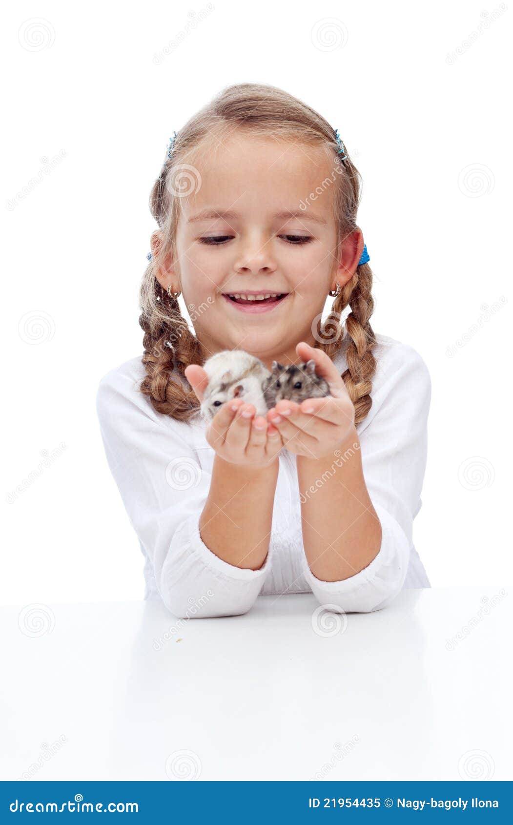 Mis pequeños compinches imagen de archivo. Imagen de felicidad - 21954435