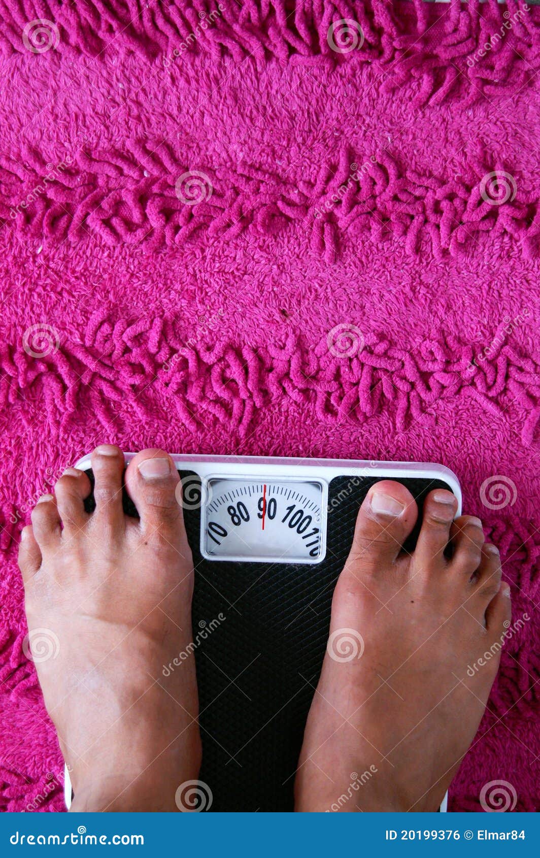 Mise sur le poids photo stock. Image du vitamine, poids - 20199376