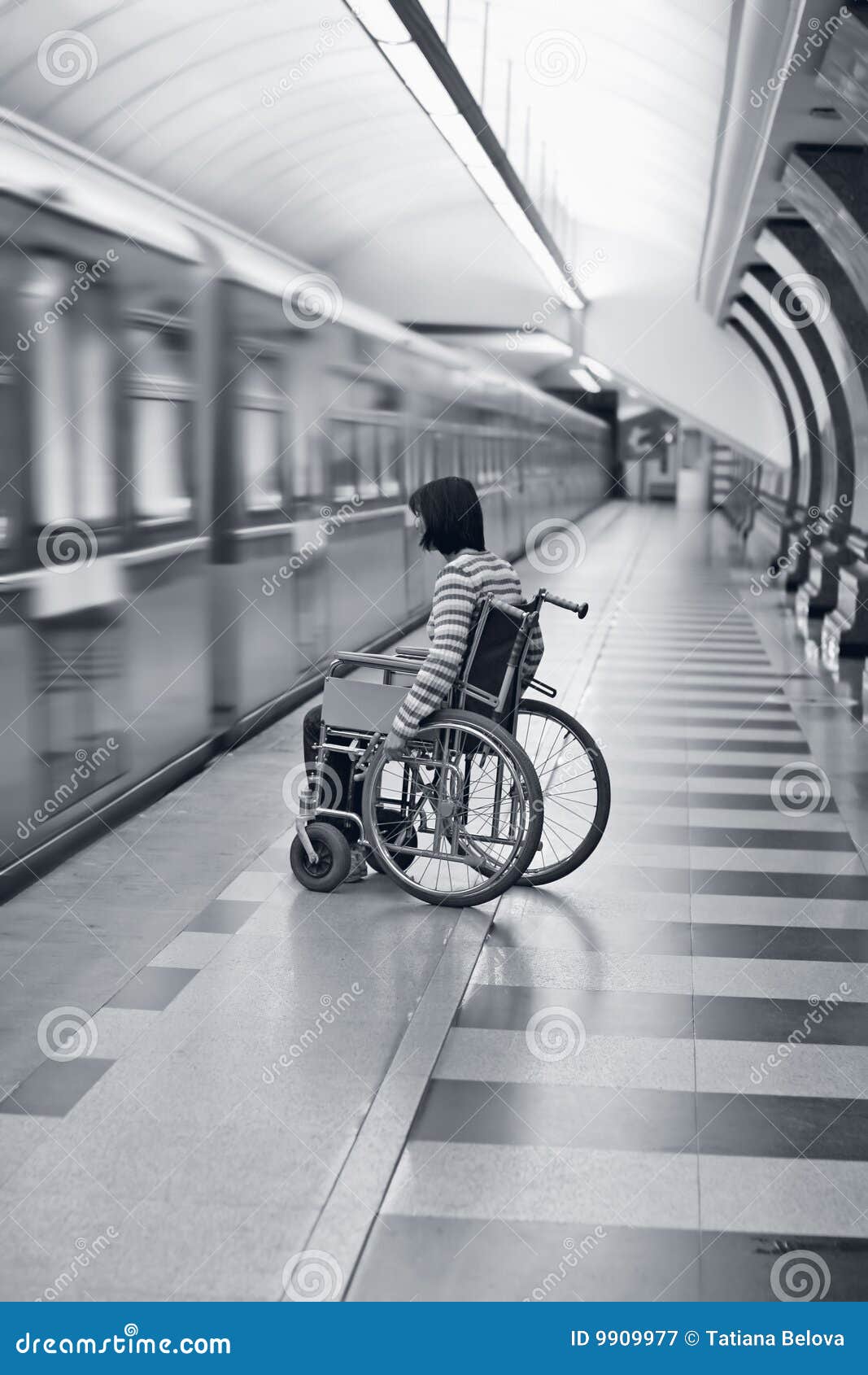 Missed the train stock image. Image of expectation, impairment - 9909977