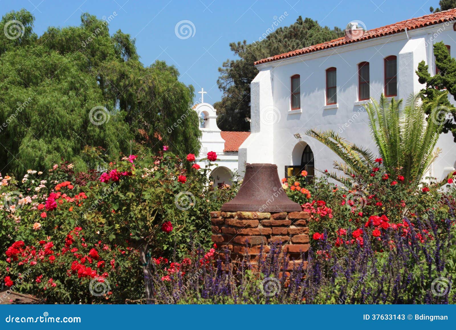 Mission San Luis Rey stock image. Image of landmark, indians - 37633143