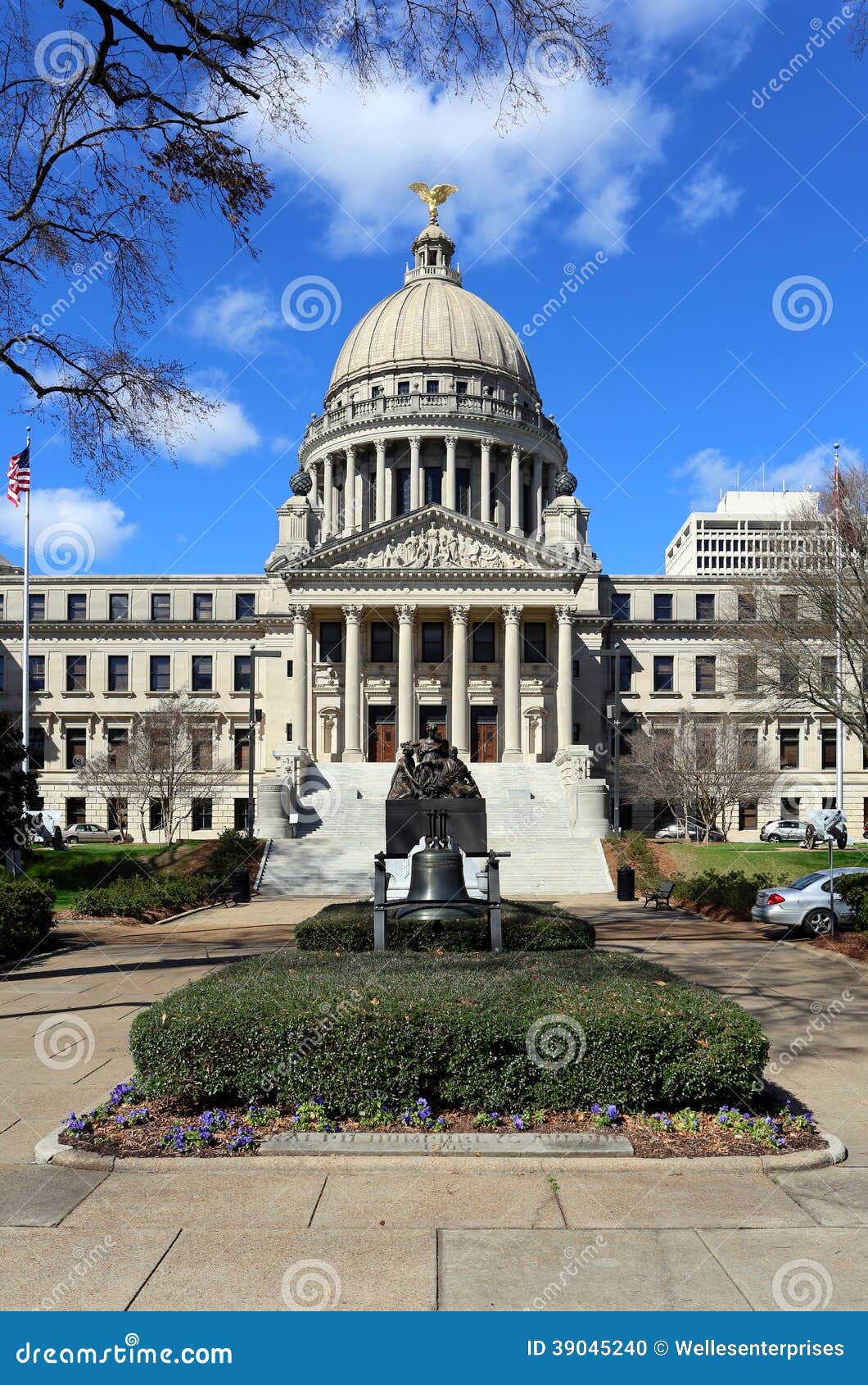 Mississippi State Capitol Building Stock Photo - Image of courthouse ...