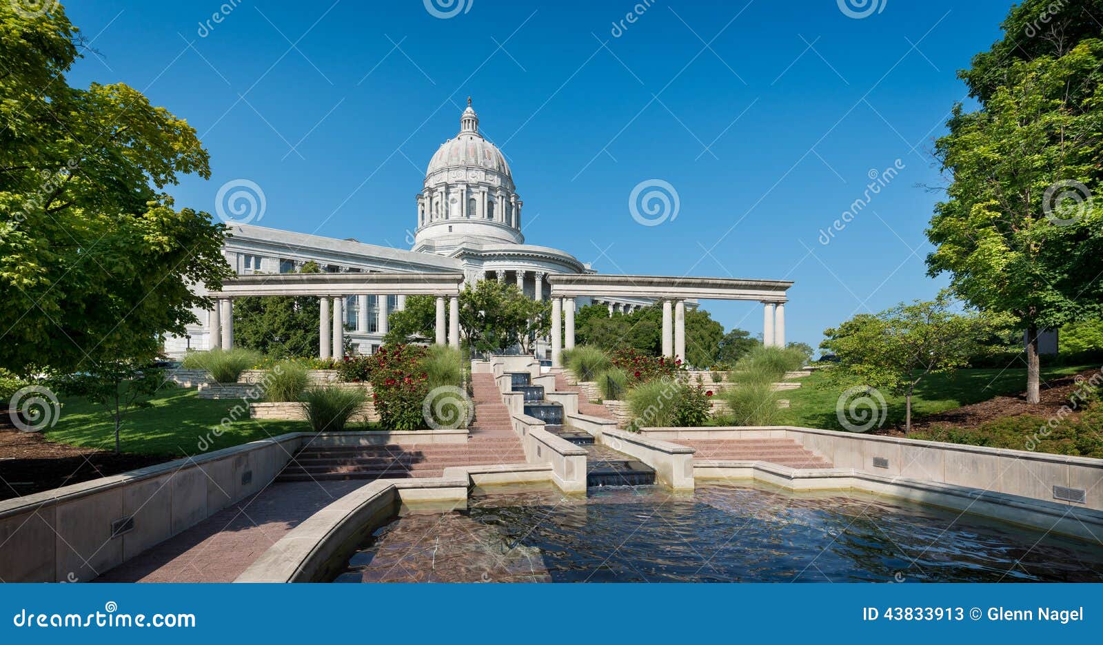 Missouri State Capitol stock image. Image of missouri - 43833913