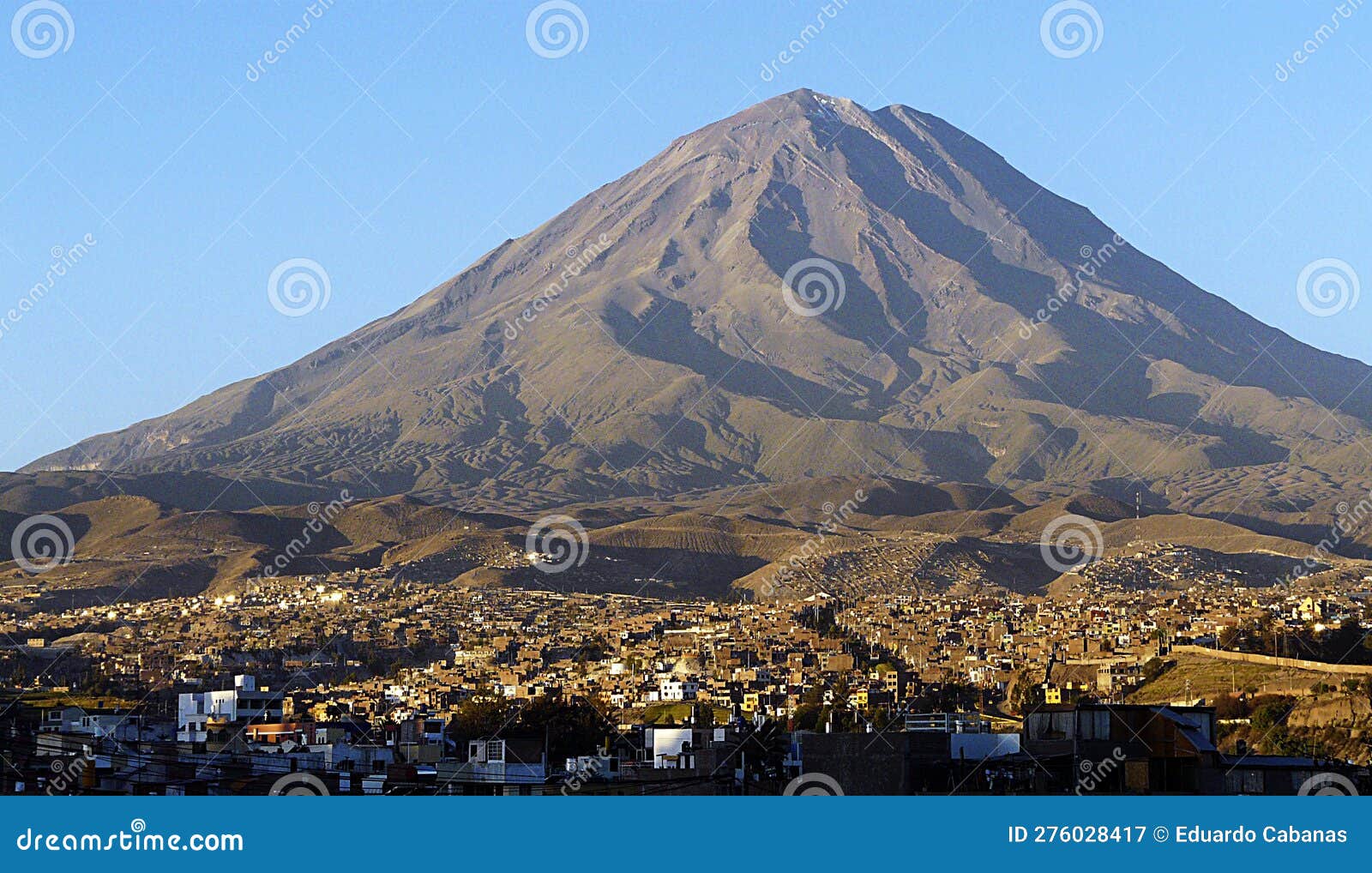 Misti Volcano in Arequipa, Peru Stock Image - Image of spanish, misti ...