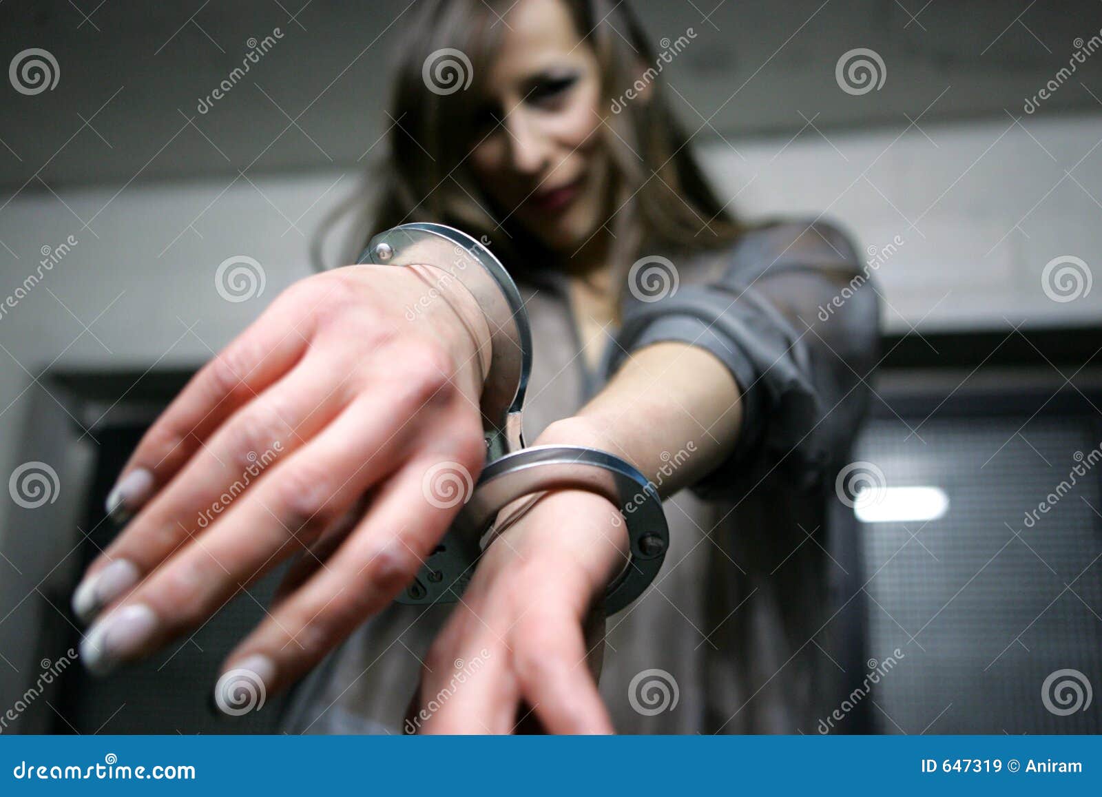 Mit Handschellen gefesselt stockbild. Bild von gefühle - 647319