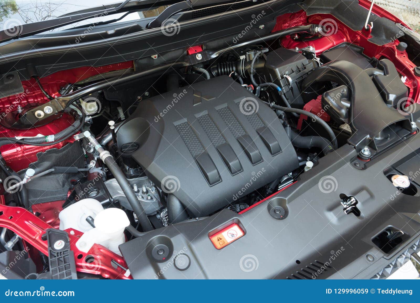 Mitsubishi Eclipse Cross Engine Editorial Stock Image - Image of ...