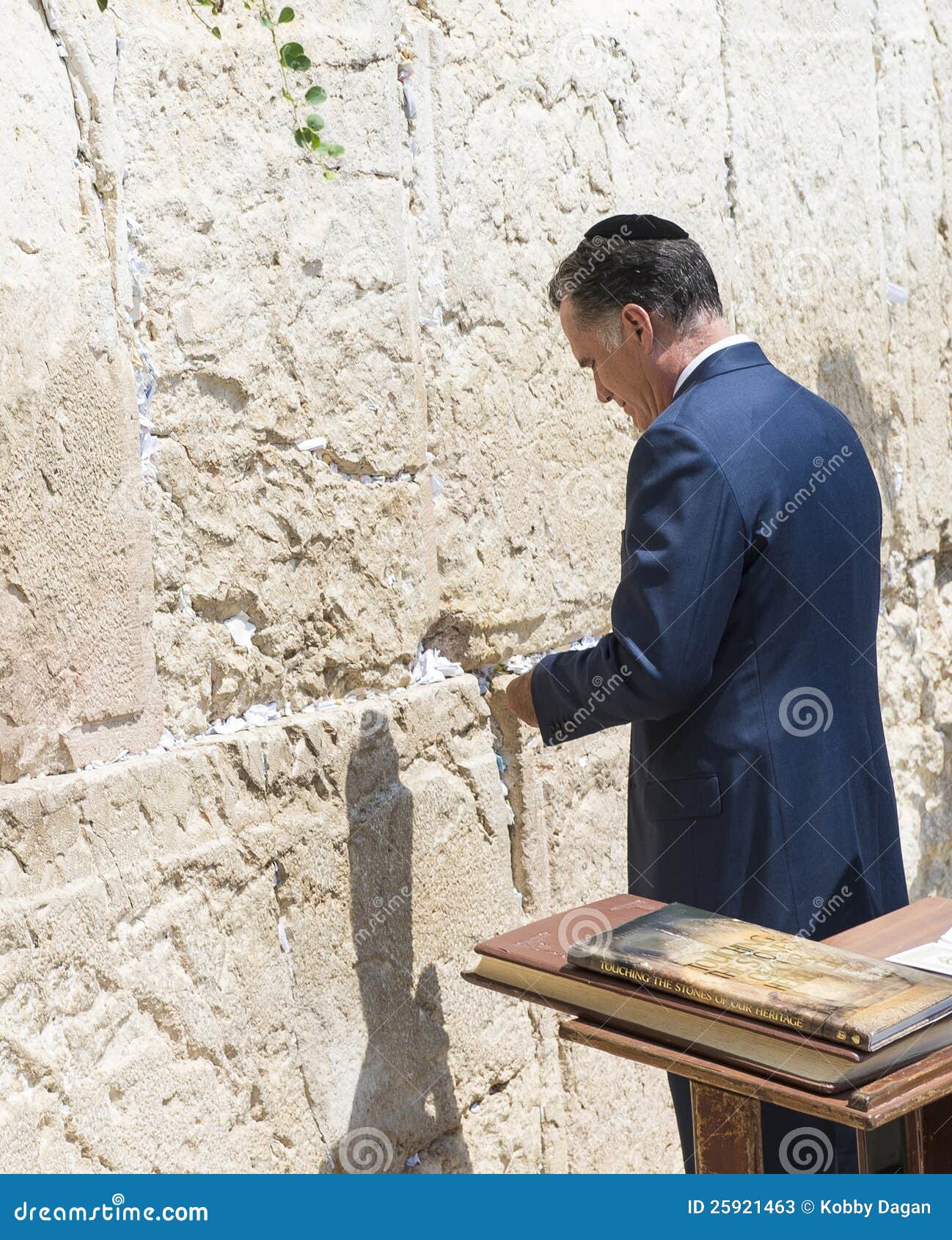 Mitt Romney editorial stock photo. Image of rock, jewish - 25921463