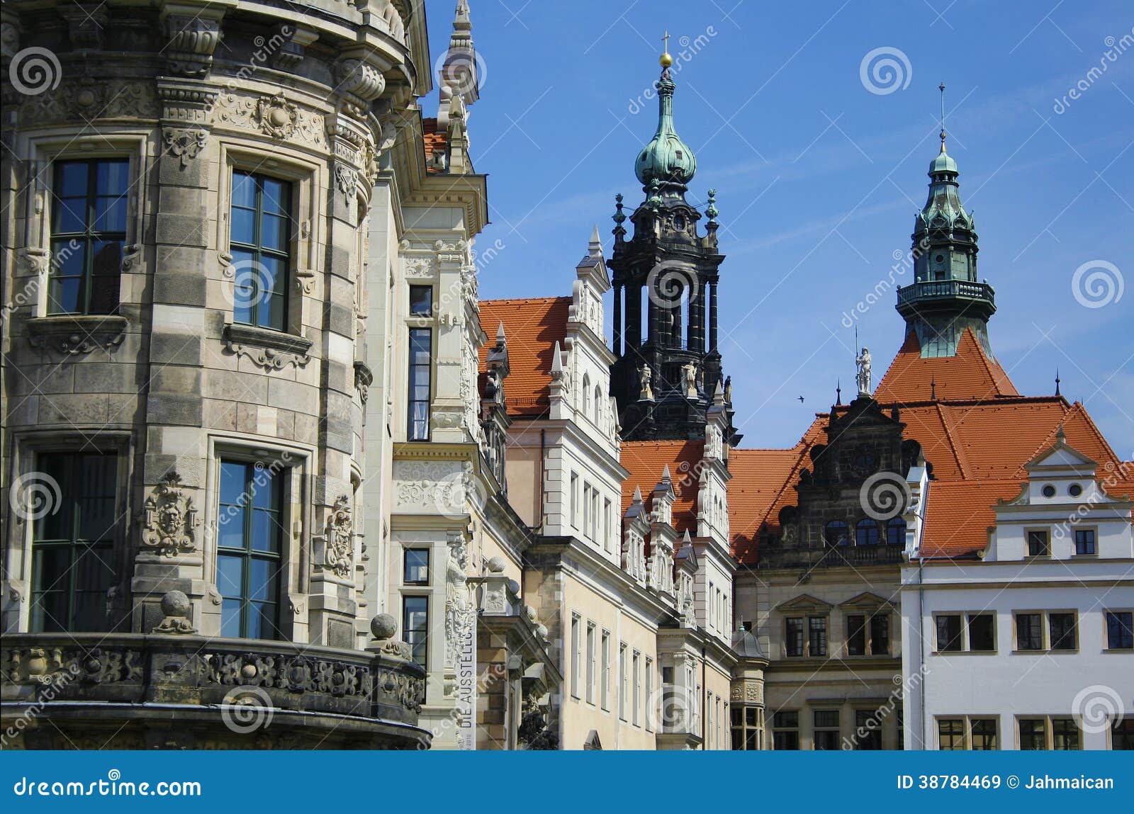 Mitte von Dresden stockbild. Bild von haus, akademie - 38784469