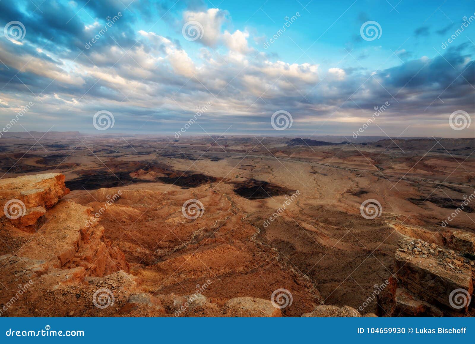 Mitzpe Ramon Israel foto de archivo. Imagen de colorido - 104659930