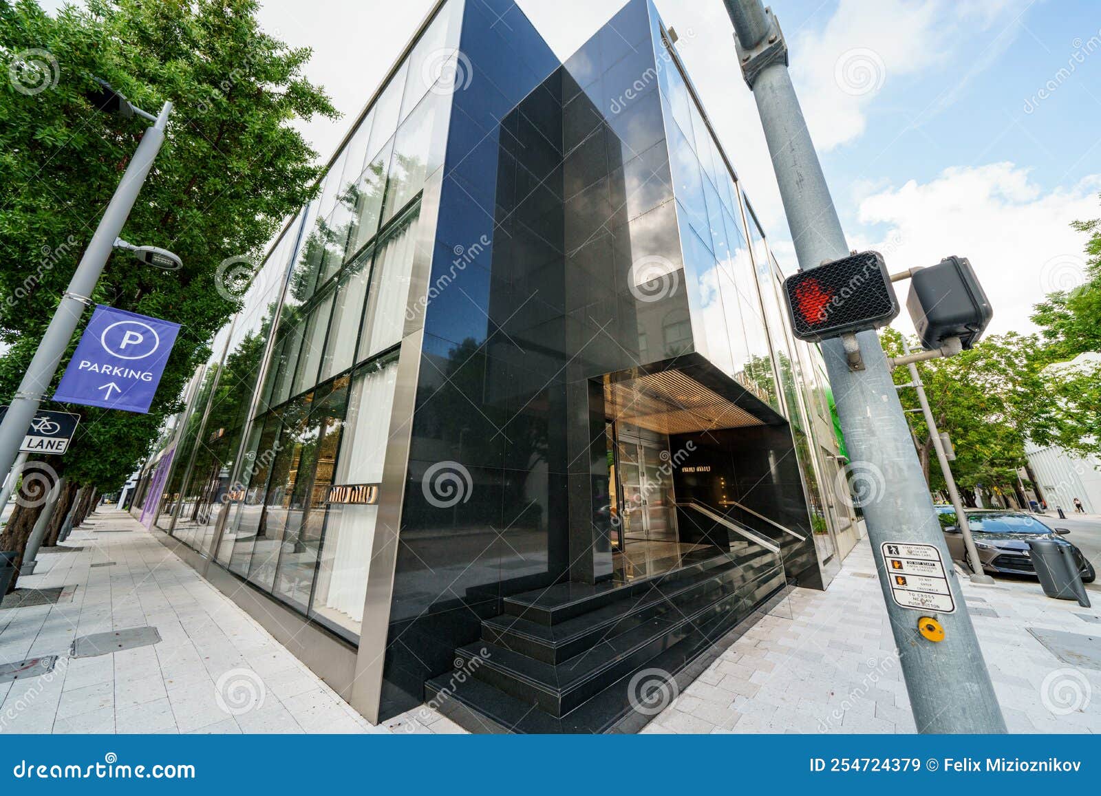 Miu Miu at Design District Miami Editorial Stock Image - Image of urban ...