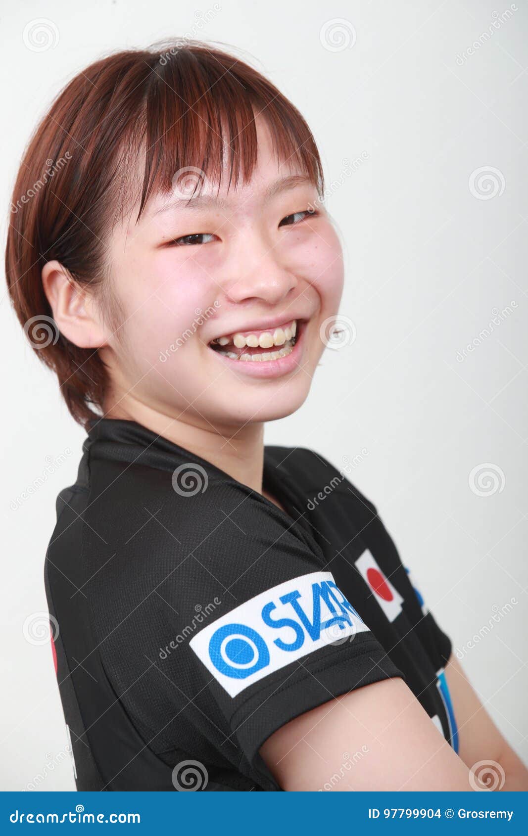 Miu Hirano Von Smilling Japan Redaktionelles Stockbild - Bild von juni ...