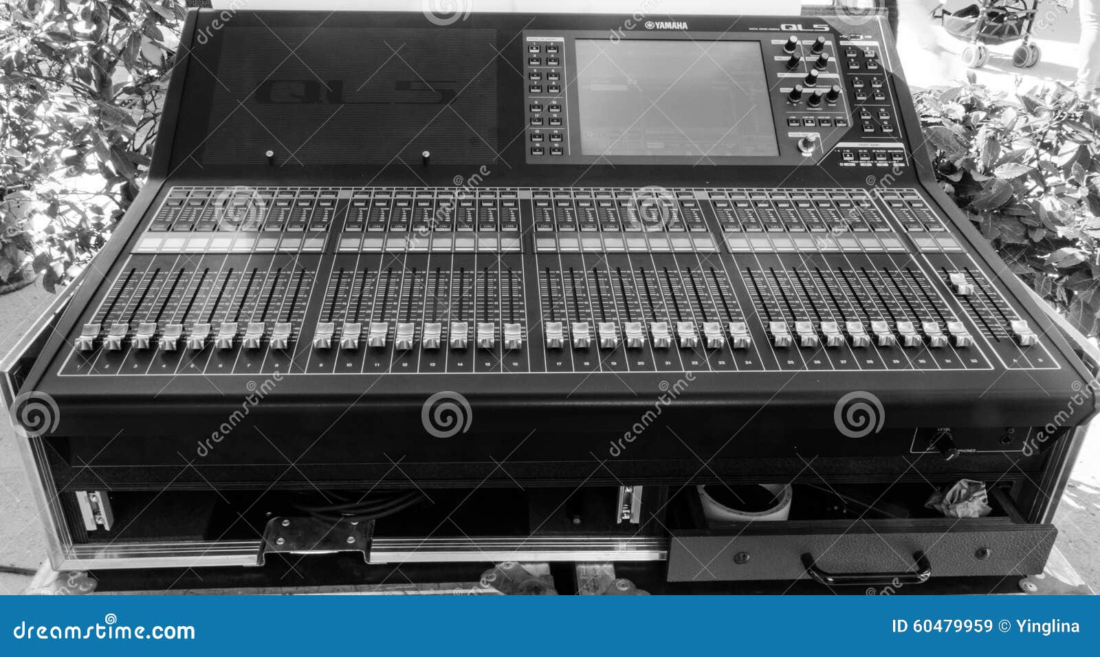 Mix music table editorial stock image. Image of musical - 60479959