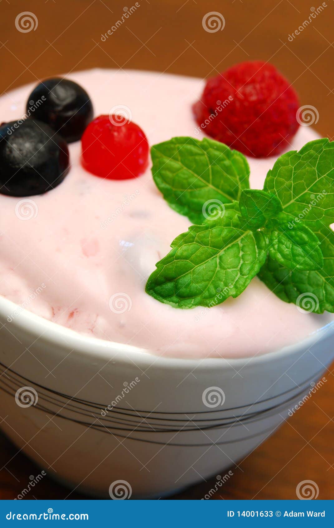 Mixed berry yogurt stock image. Image of brown, yoghurt - 14001633