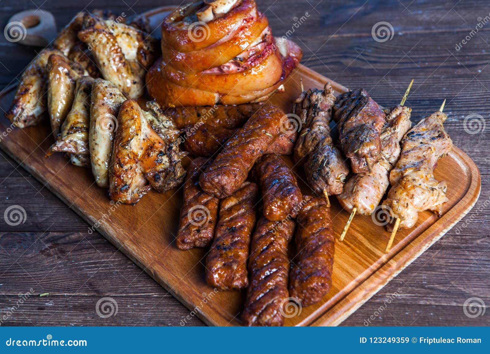 Mixed Grilled Meat Platter. Assorted Delicious Grilled Meat Stock Image ...
