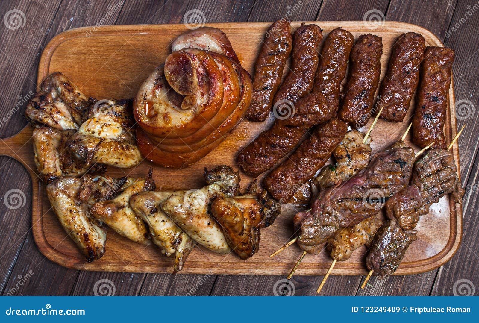 Mixed Grilled Meat Platter. Assorted Delicious Grilled Meat Stock Image ...