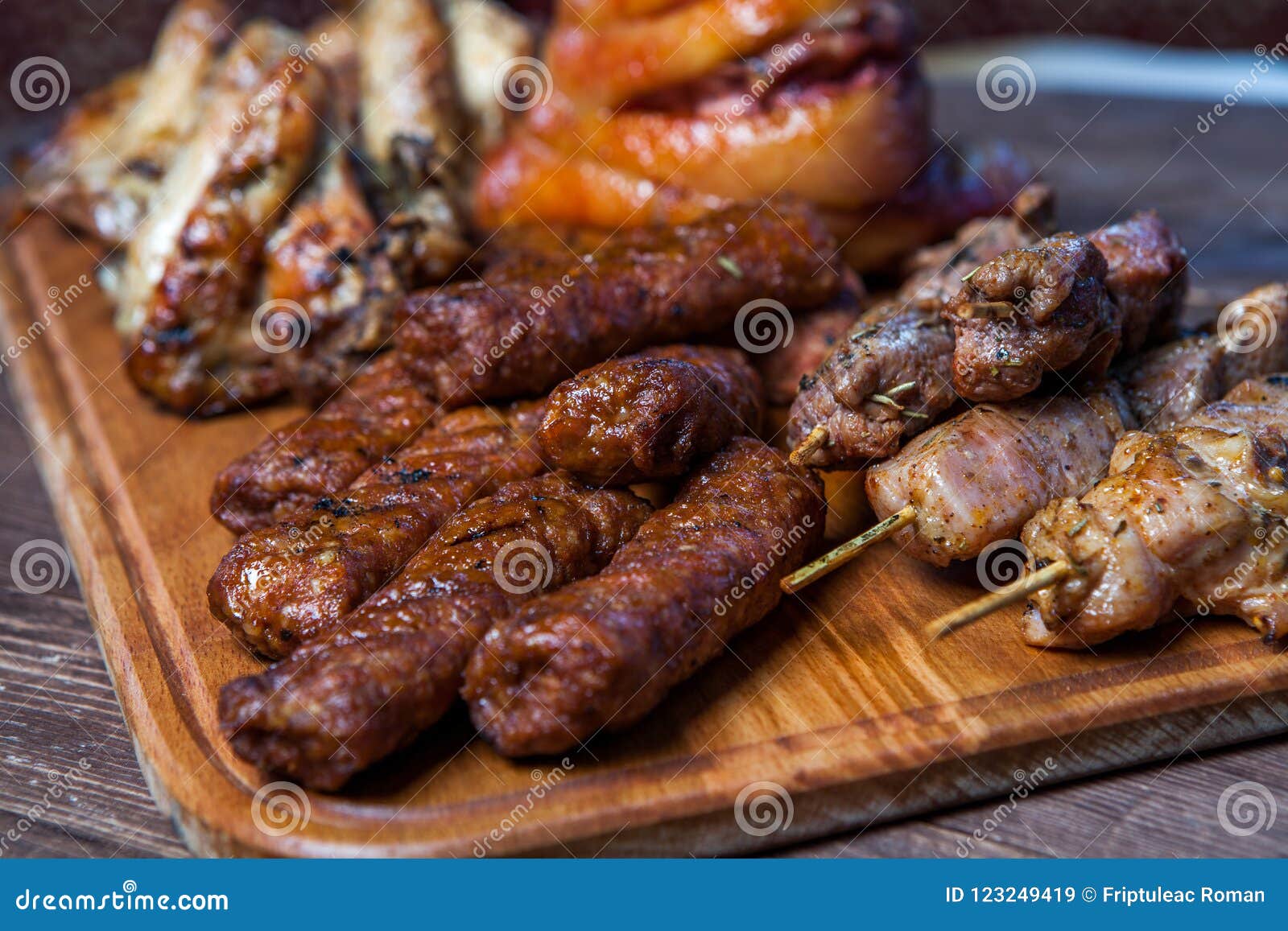 Mixed Grilled Meat Platter. Assorted Delicious Grilled Meat Stock Image ...