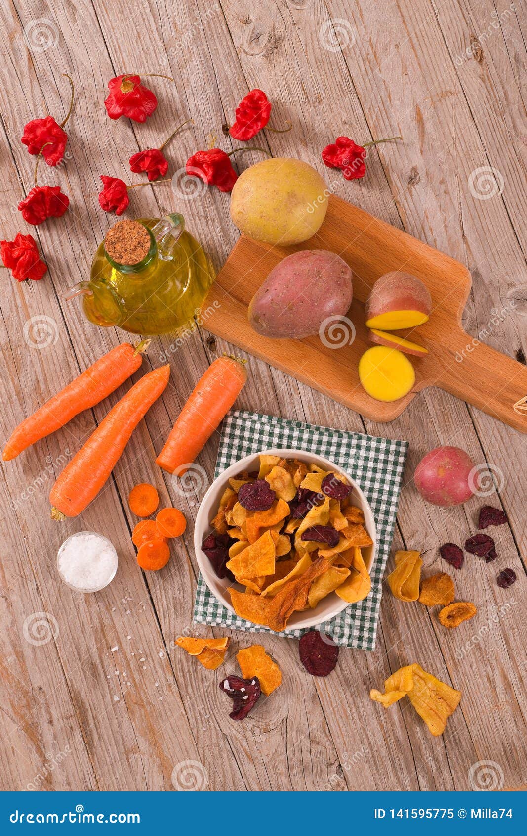 Mixed vegetable crisps. stock image. Image of delicious - 141595775