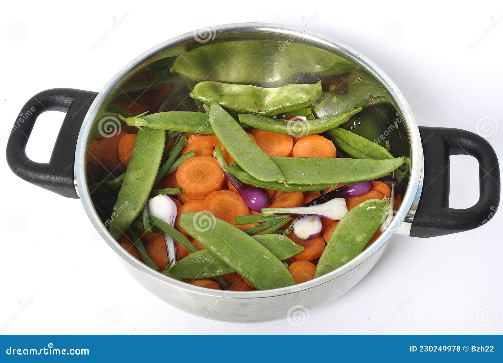 Mixed vegetables in a pot stock photo. Image of green - 230249978