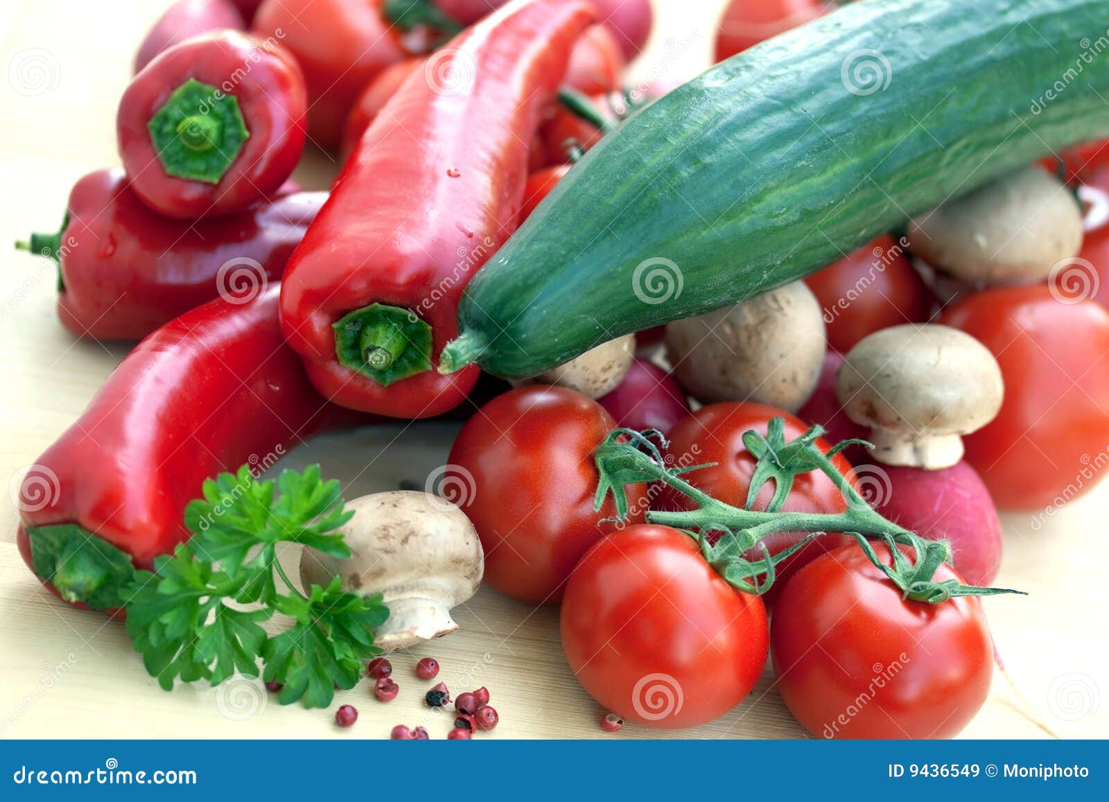 MIXED VEGETABLES with RED BELL PEPPER,TOMATO,RADIS Stock Image - Image ...