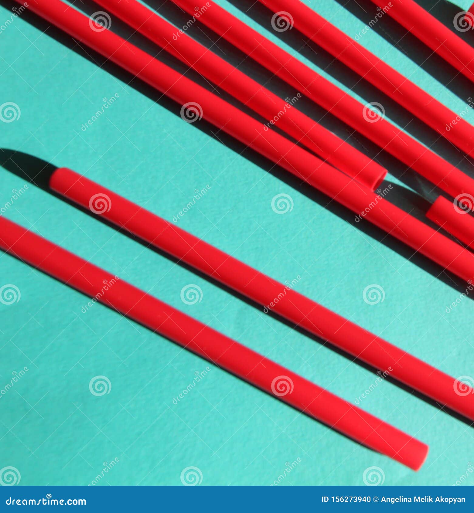 Mixed Vivid Color of Straw Stick . Blue Background Stock Photo - Image ...