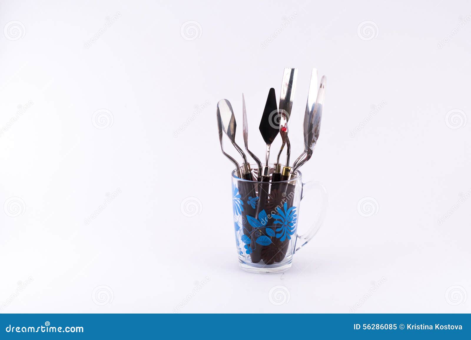 Mixture Of Different Kinds And Sizes Of Brushes And Spatula On A White ...