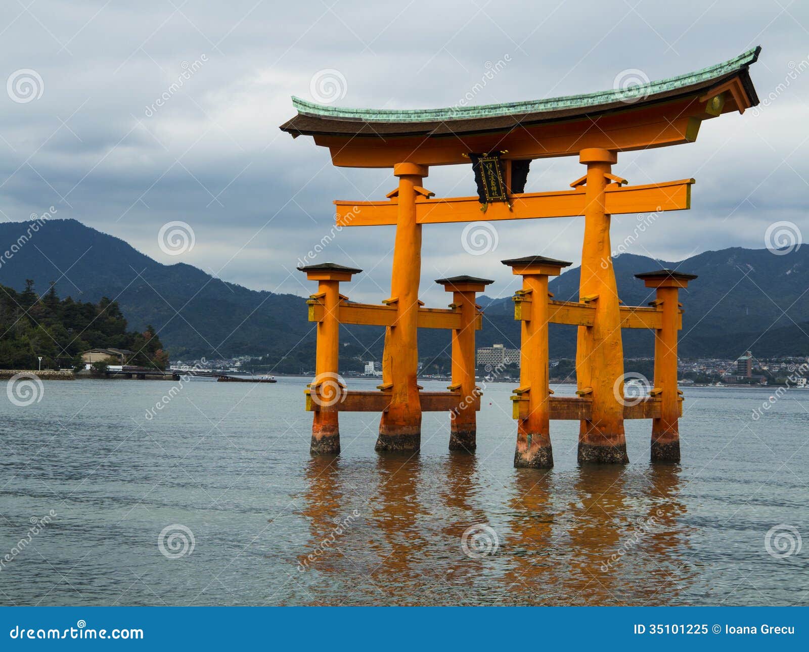 Miyajima Torii Gate stock image. Image of shrine, altar - 35101225