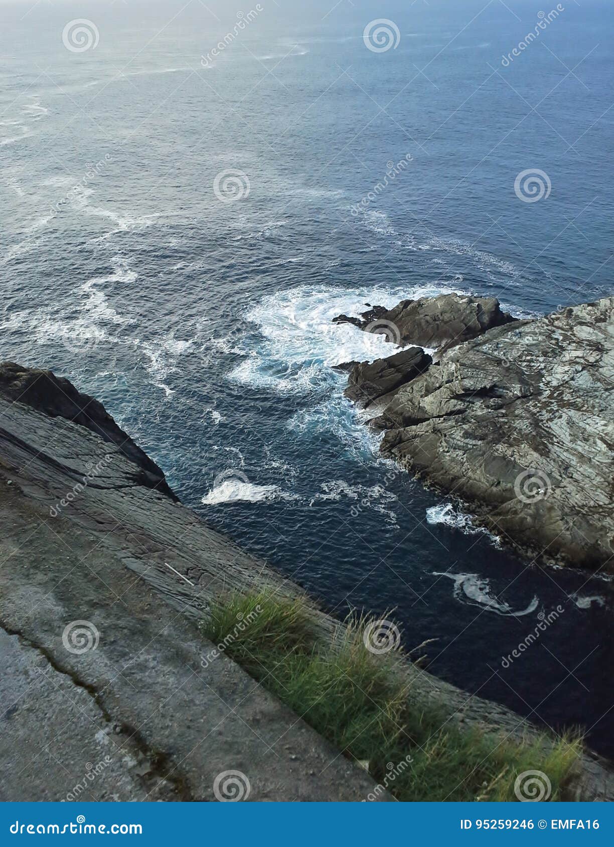 Mizen Head Swell - Portrait Stock Photo - Image of current, ocean: 95259246